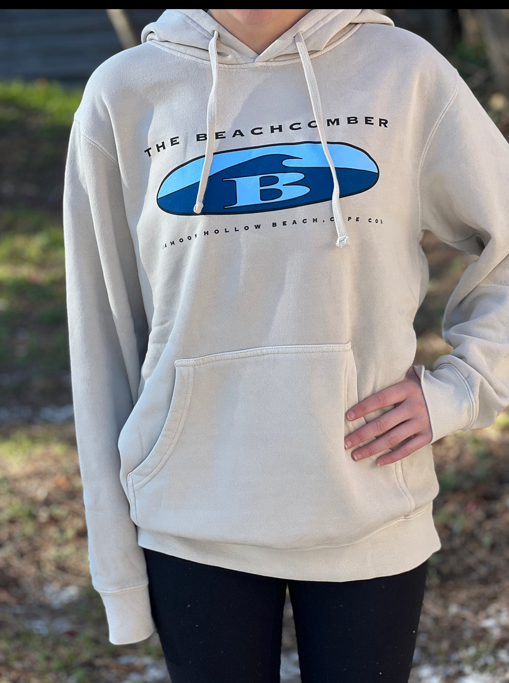 Beachcomber Oval-B Hooded Sweatshirt – The Wellfleet Beachcomber Store